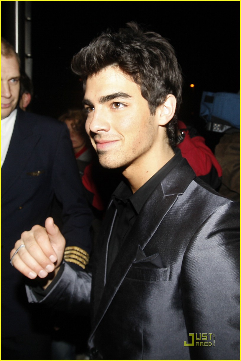 Jonas Brothers: Bye Bye Berlin | Photo 338431 - Photo Gallery | Just ...