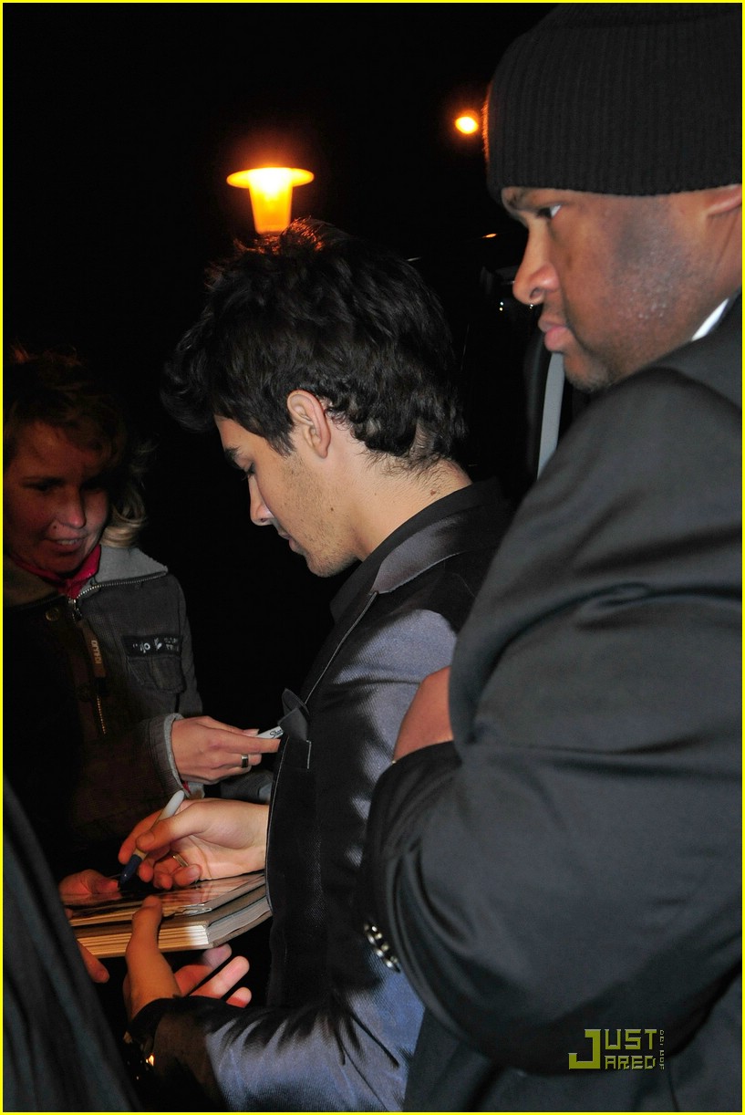 Jonas Brothers: Bye Bye Berlin | Photo 338561 - Photo Gallery | Just ...