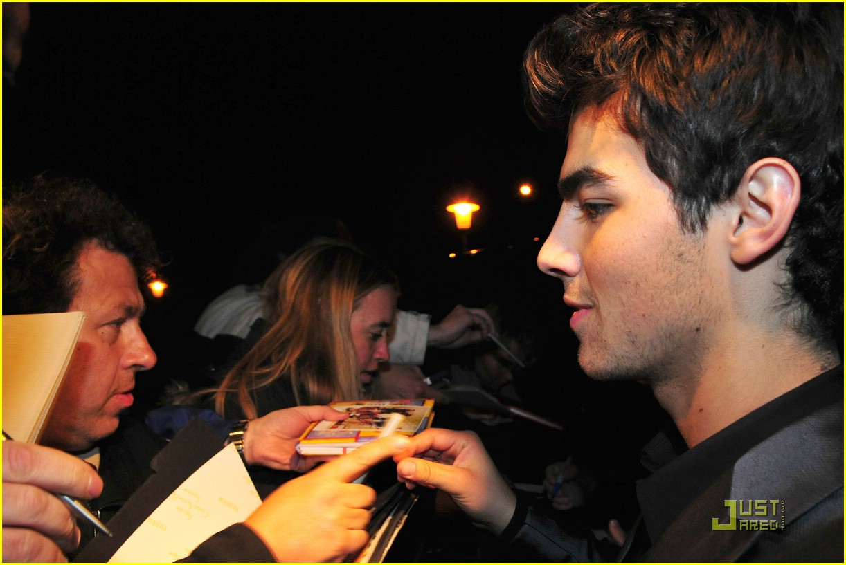 Jonas Brothers: Bye Bye Berlin | Photo 338631 - Photo Gallery | Just ...