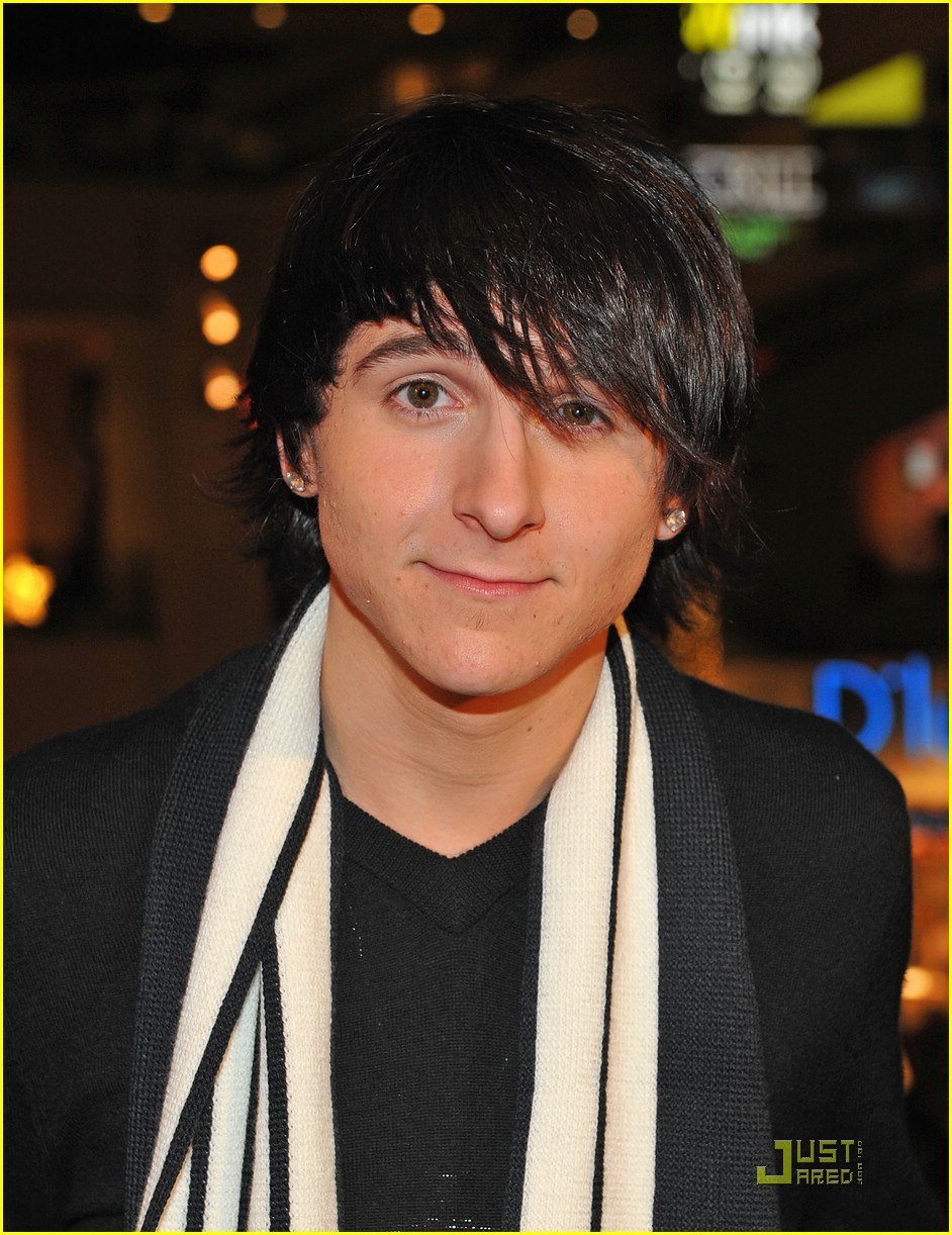 Full Sized Photo of mitchel musso holiday hope 11 | Mitchel Musso has a ...