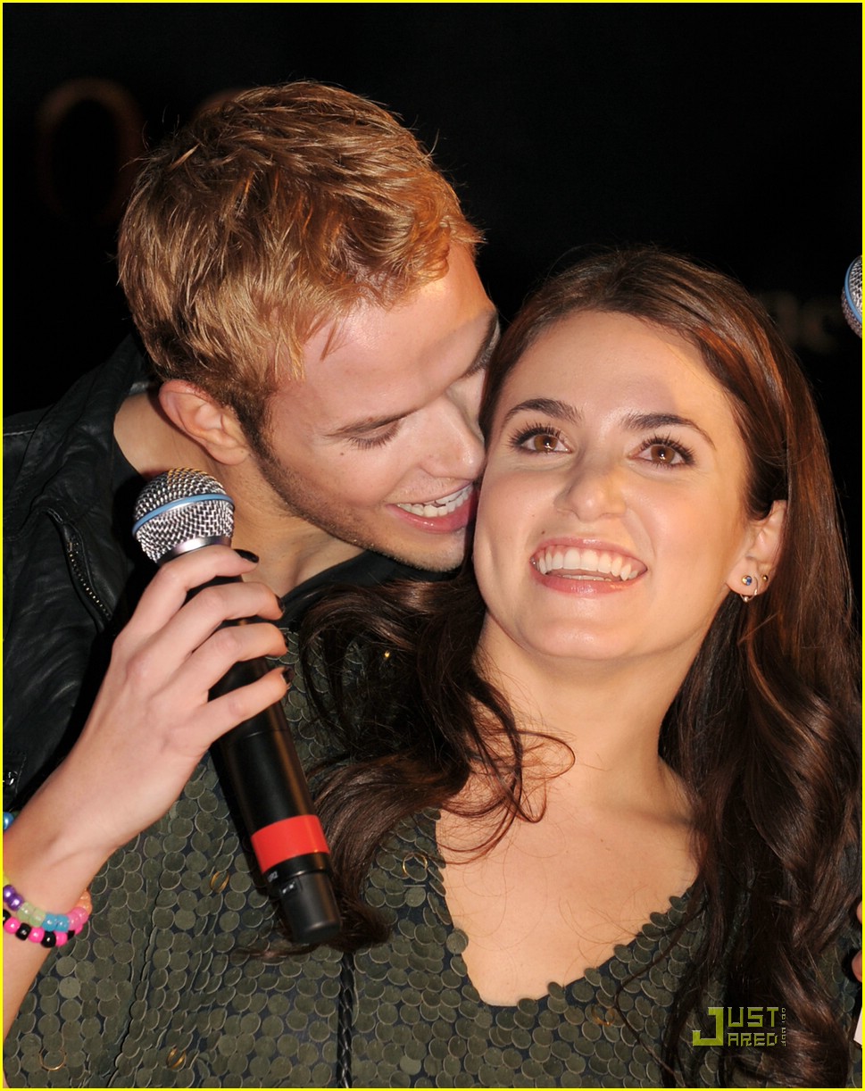 New Moon Takes Over Hollywood | Photo 340211 - Photo Gallery | Just ...