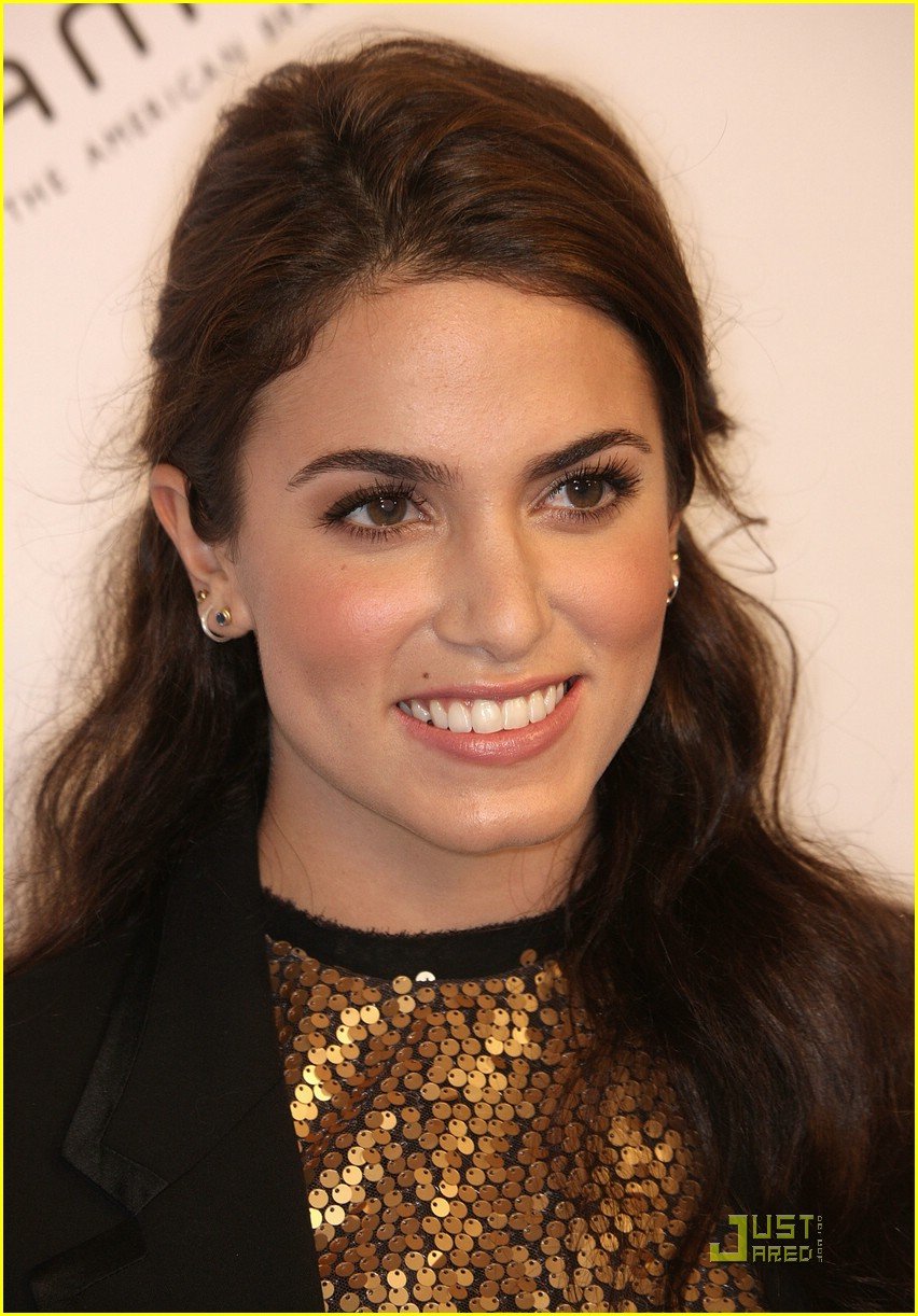 Nikki Reed Honors Susan MacLeod | Photo 341821 - Photo Gallery | Just ...