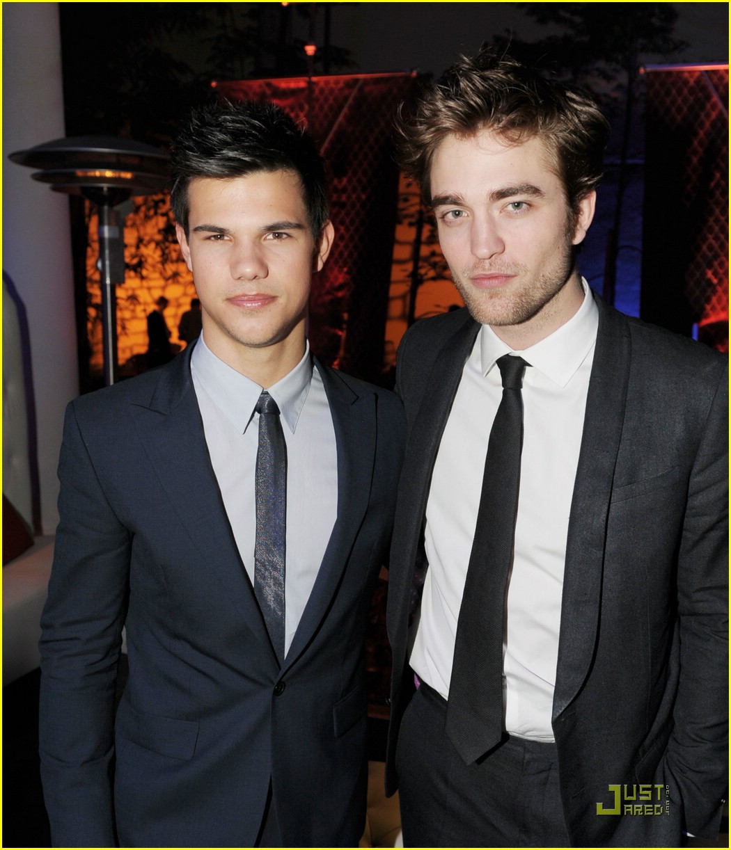 Kristen Stewart: My Family is Embarassingly Proud | Photo 349336 ...