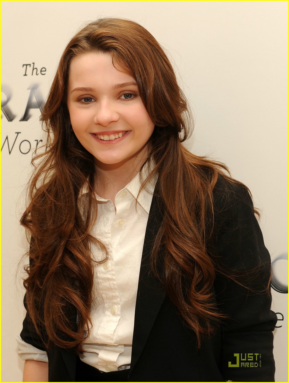 Abigail Breslin: The Miracle Worker Debuts in March | Photo 356178 ...