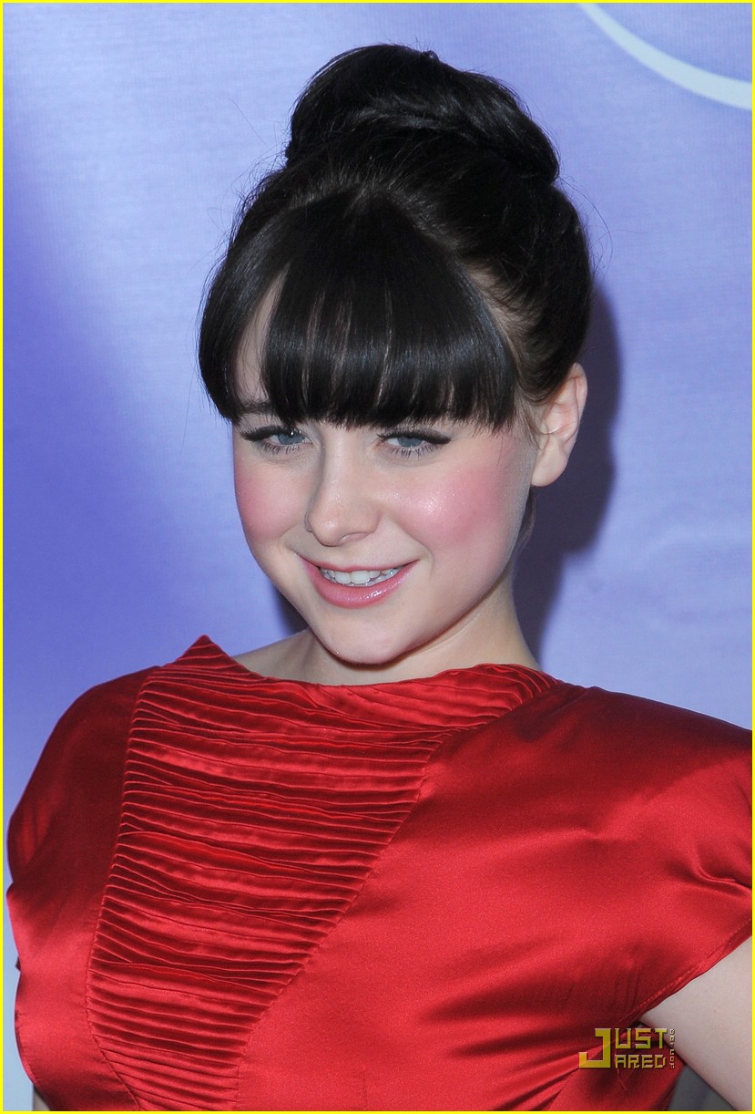 Alessandra Torresani Promotes Caprica | Photo 355415 - Photo Gallery ...