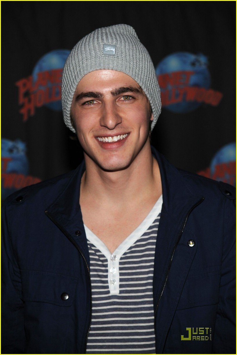 Full Sized Photo of big time rush peace planet 20 | Big Time Rush Guys ...