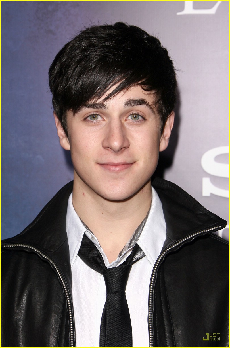 David Henrie is a Legion Lad | Photo 355783 - Photo Gallery | Just ...