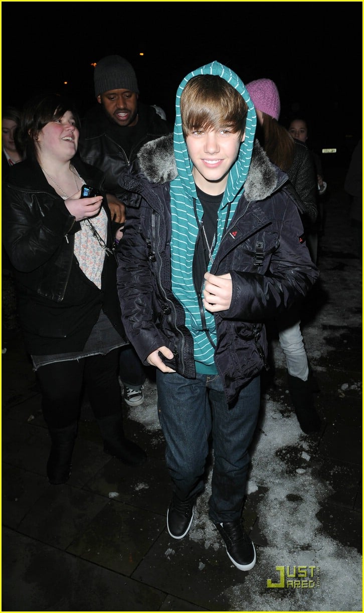 Justin Bieber Surprises Scotland School | Photo 354843 - Photo Gallery ...