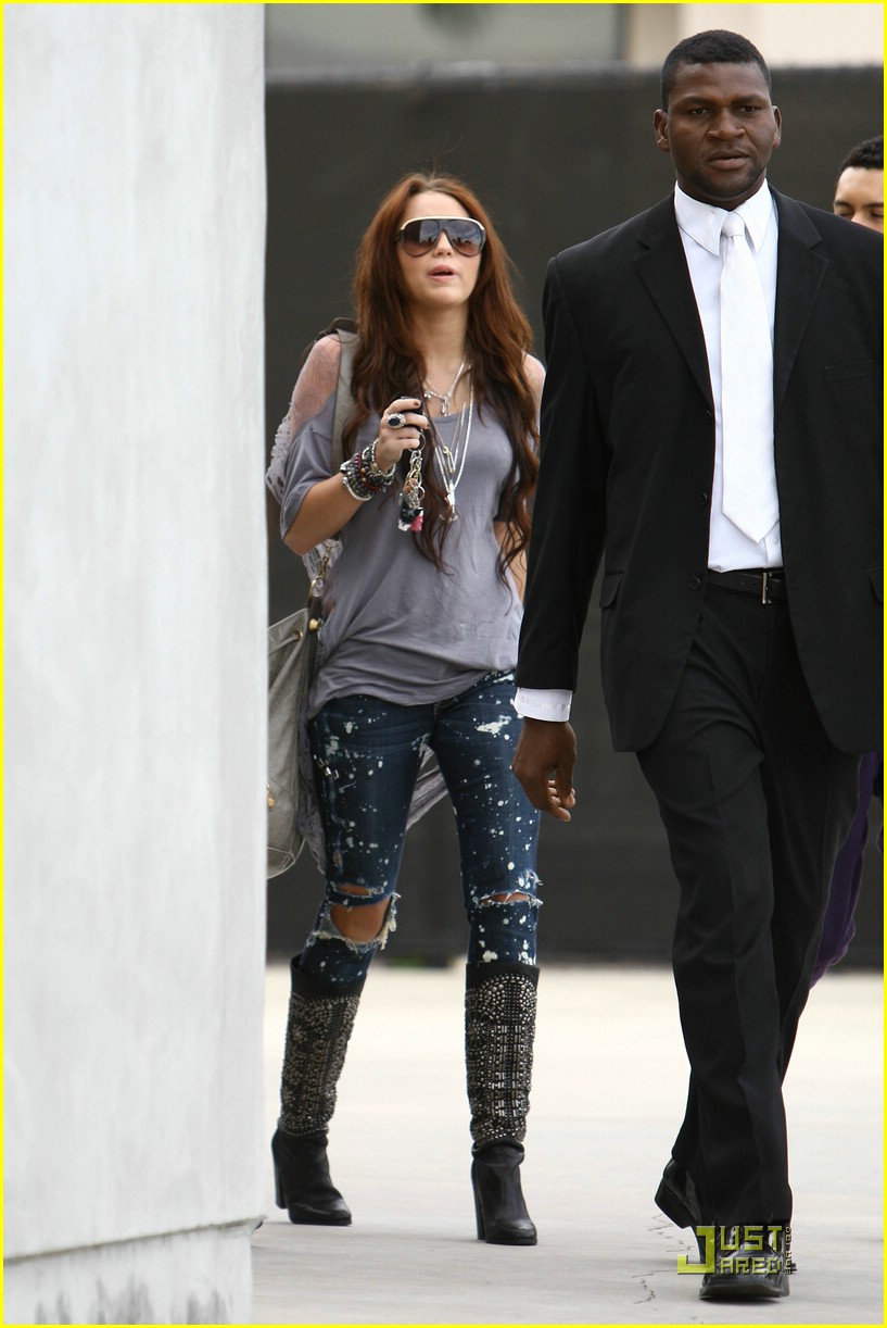 Miley Cyrus Is Coffee Cute Photo 354328 Photo Gallery Just Jared Jr