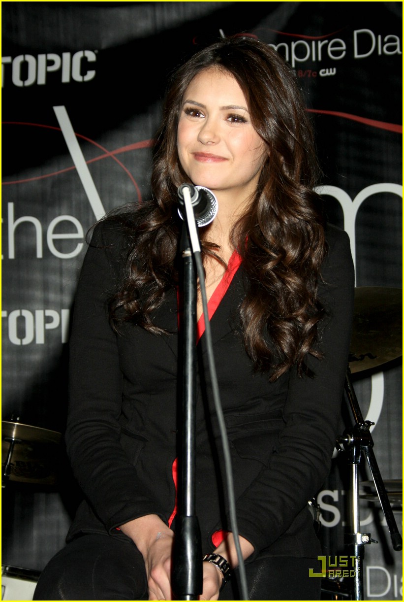 Nina Dobrev is a Hot Topic | Photo 356849 - Photo Gallery | Just Jared Jr.