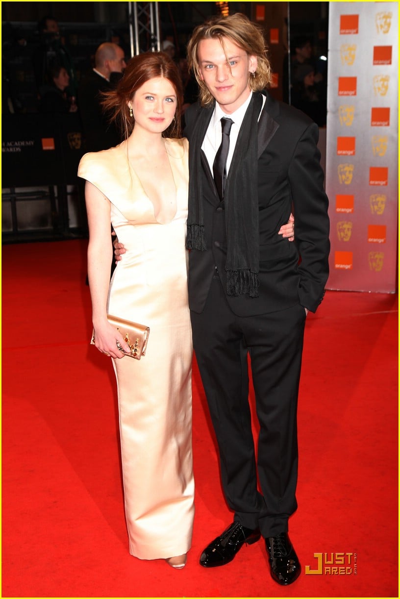 Bonnie Wright & Jamie Campbell-Bower: Prada Pair | Photo 359489 - Photo ...