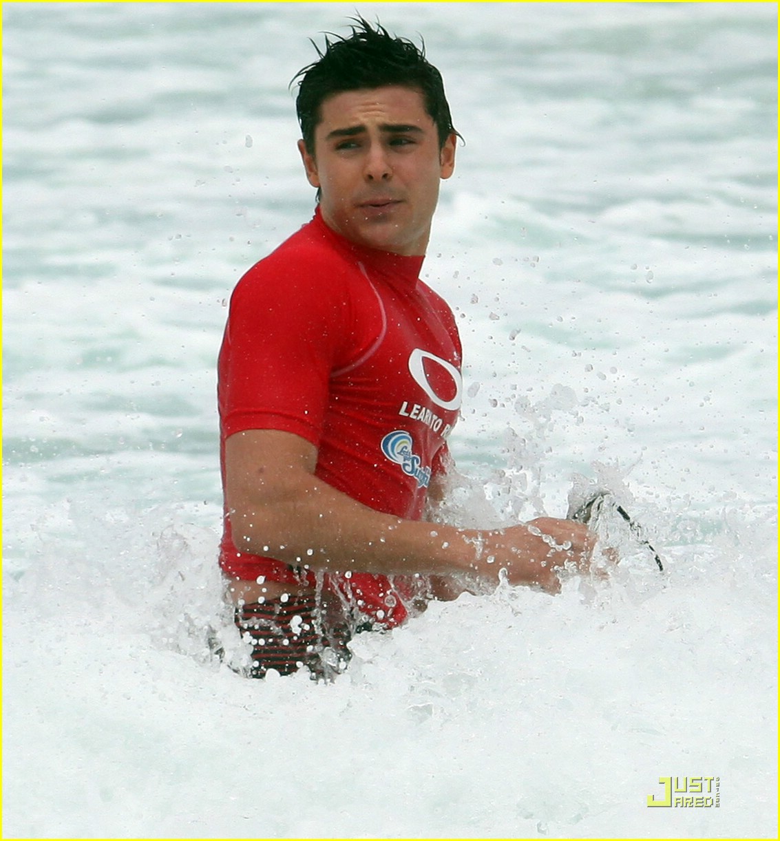 Zac Efron Learns To Surf | Photo 358856 - Photo Gallery | Just Jared Jr.