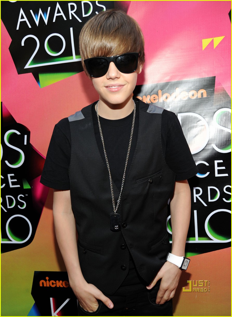 Justin Bieber - 2010 Kids' Choice Awards Orange Carpet | Photo 363909 ... Justin Bieber - 2010 Kids' Choice Awards Orange Carpet | Photo 363909 ...