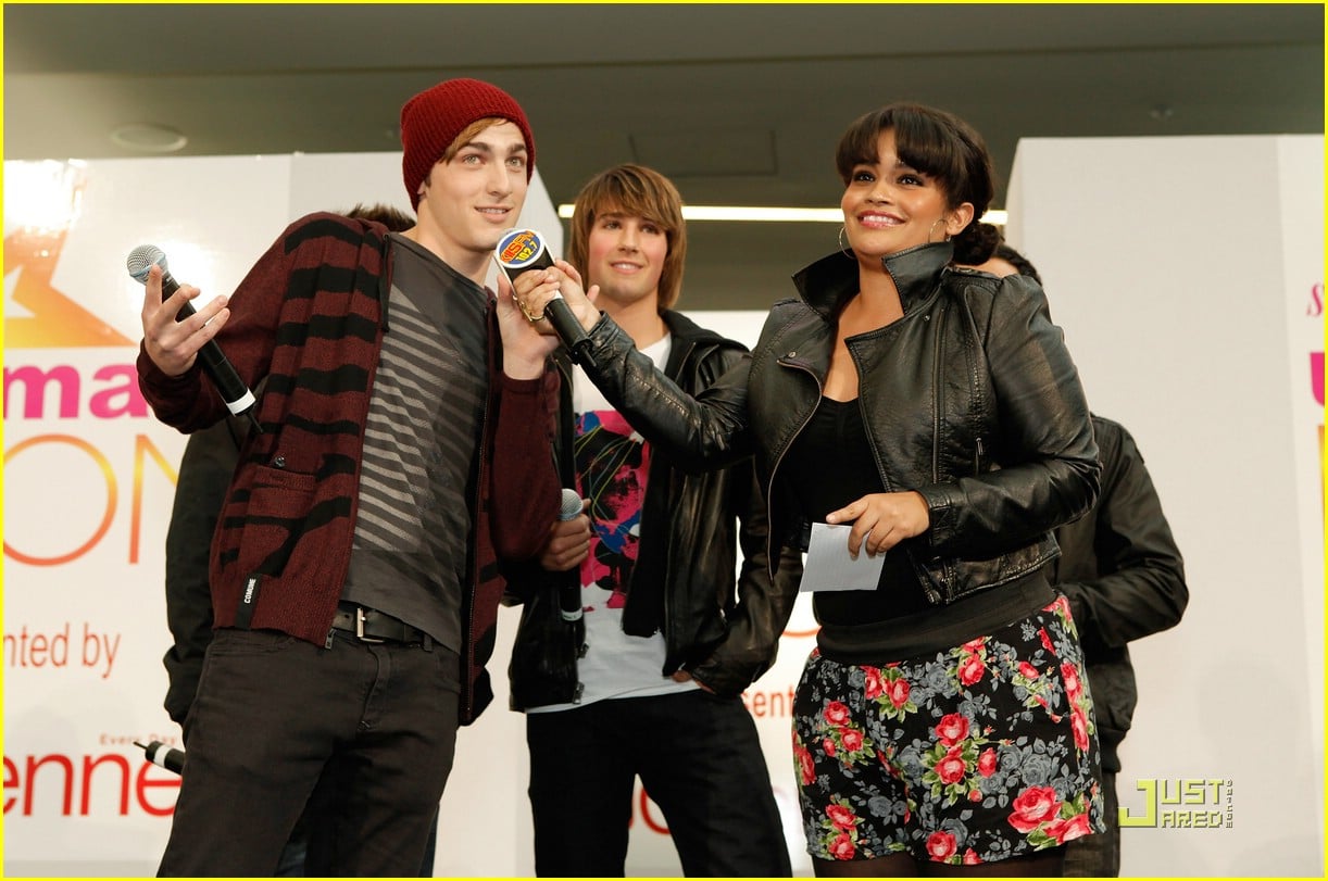 JJJ Goes to Prom with Big Time Rush | Photo 363662 - Photo Gallery ...