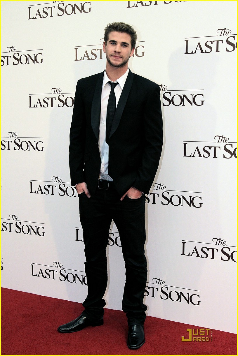 Liam Hemsworth Premieres The Last Song in Melbourne | Photo 362236 ...