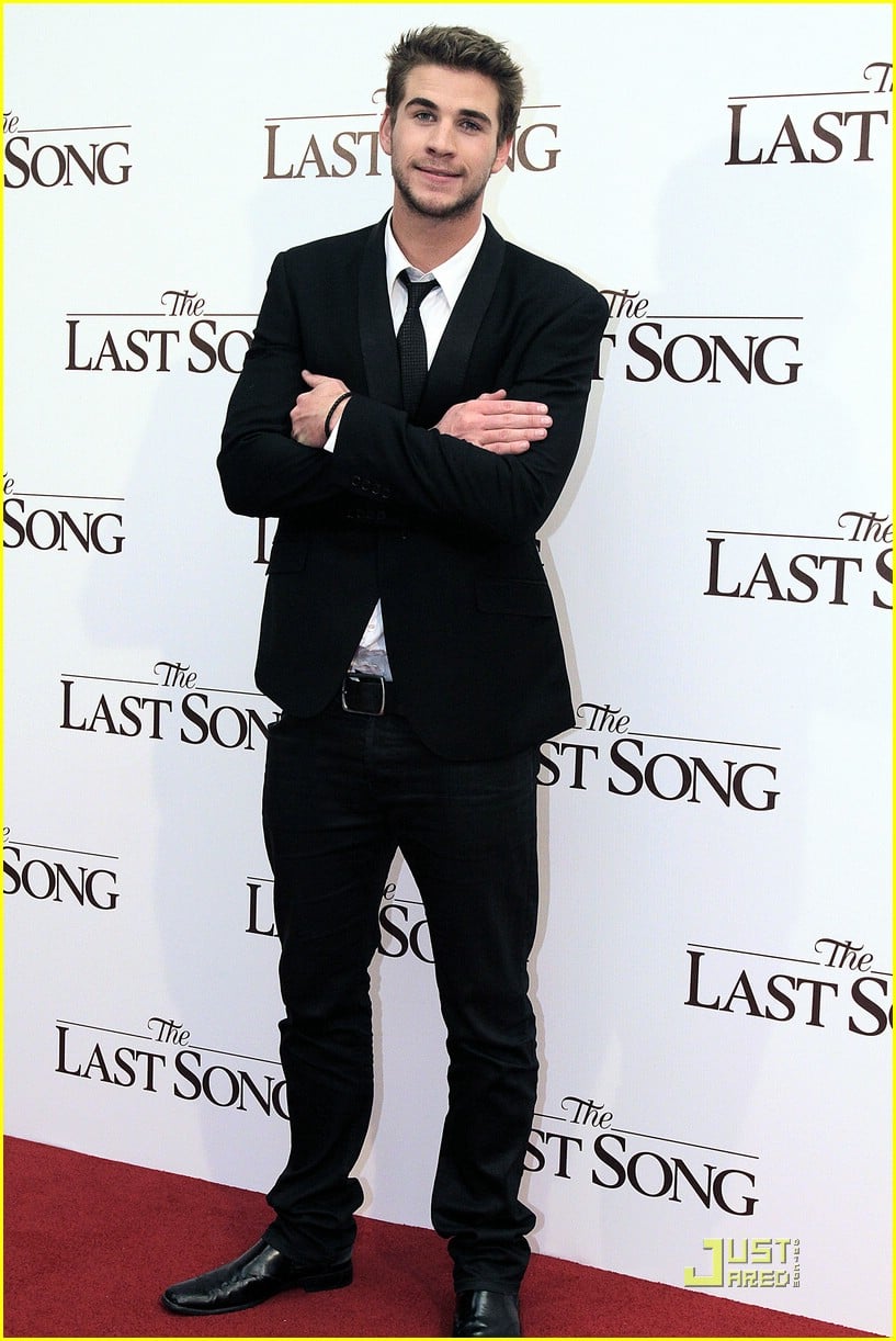 Liam Hemsworth Premieres The Last Song in Melbourne | Photo 362238 ...