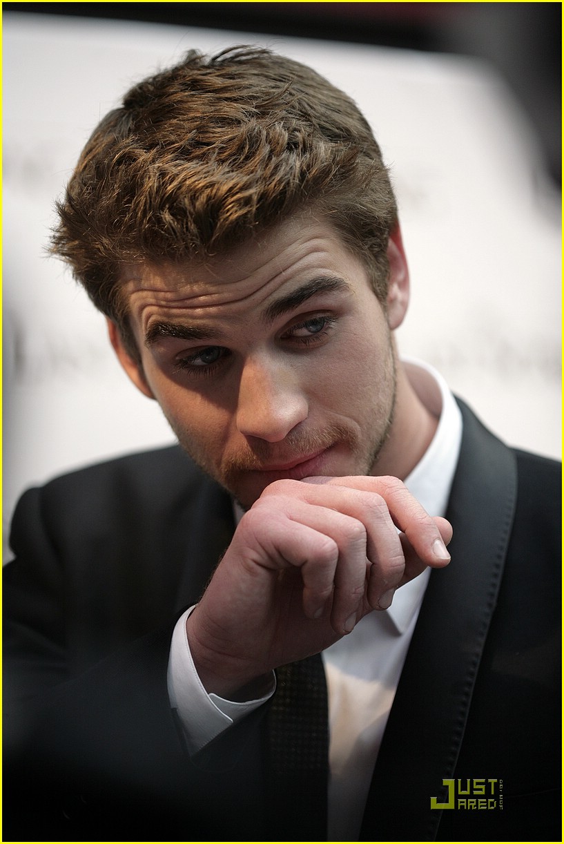 Liam Hemsworth Premieres The Last Song in Melbourne | Photo 362242 ...