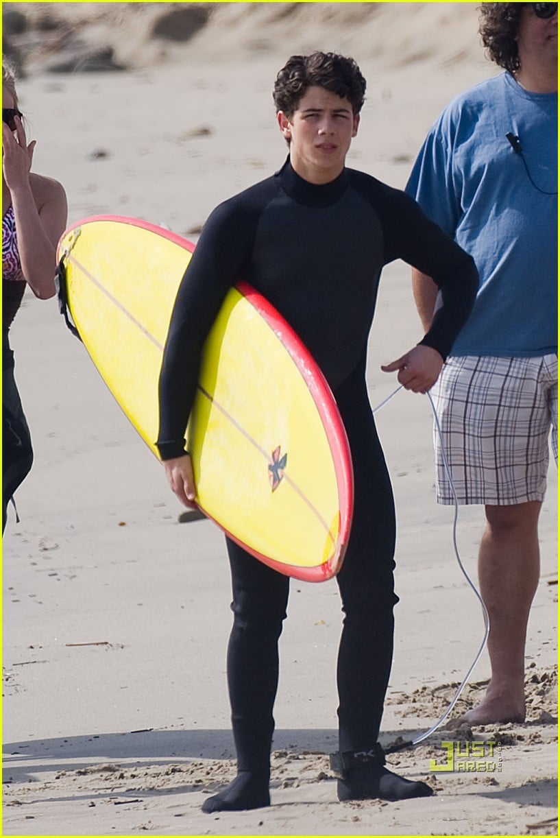 Nick Jonas Washes Up in Malibu | Photo 360455 - Photo Gallery | Just ...