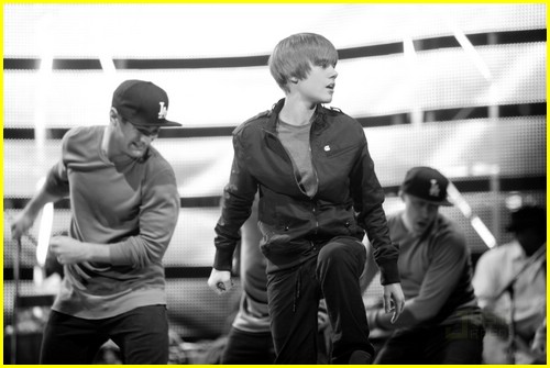 Full Sized Photo of selena gomez justin bieber houston rodeo 03 ...