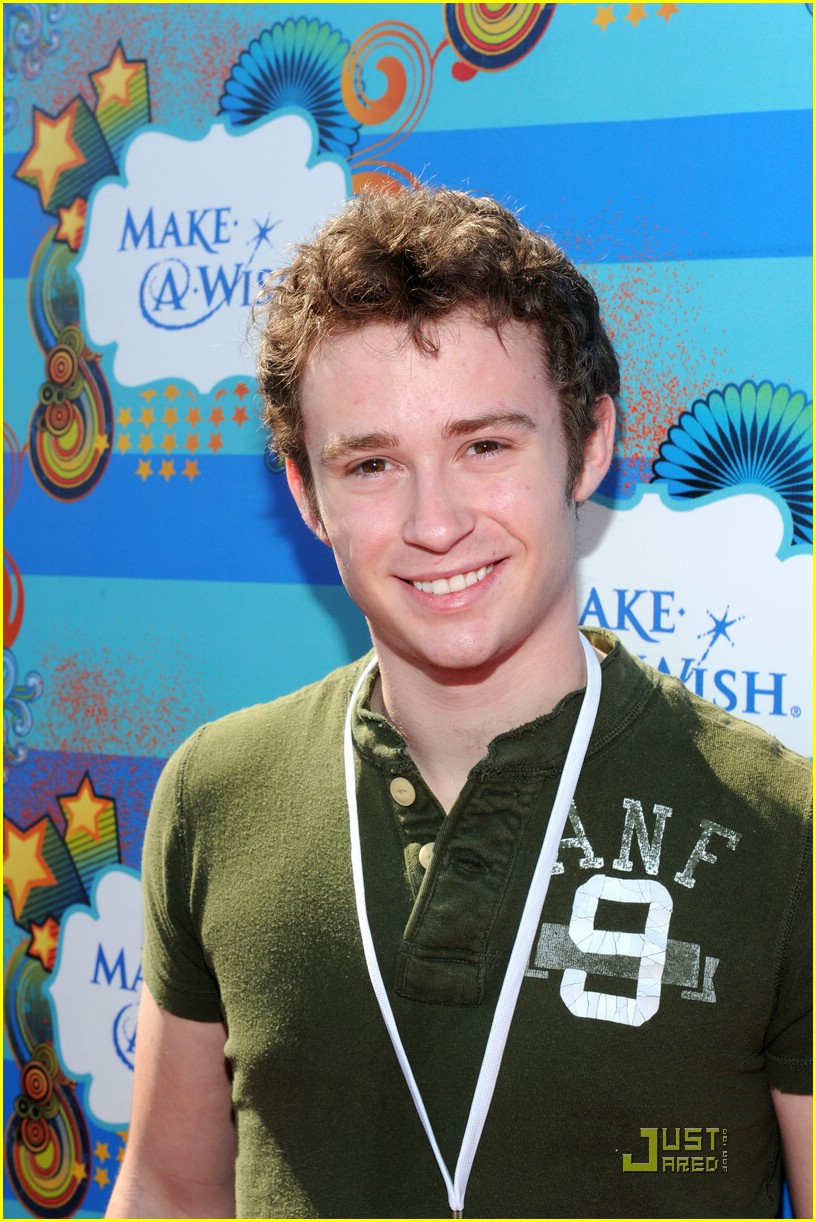 Ashley Argota & Gage Golightly Beam for Matt Bomer | Photo 362005 ...