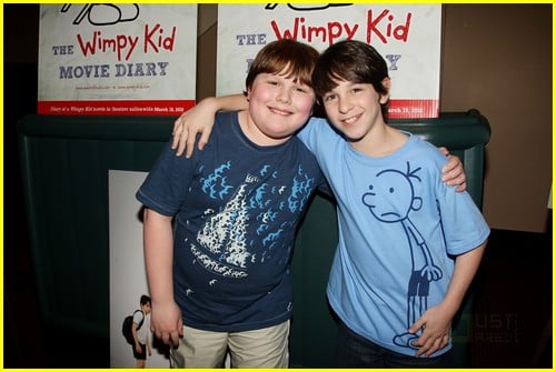 Zachary Gordon & Robert Capron are Palace Pals | Photo 362607 - Photo ...