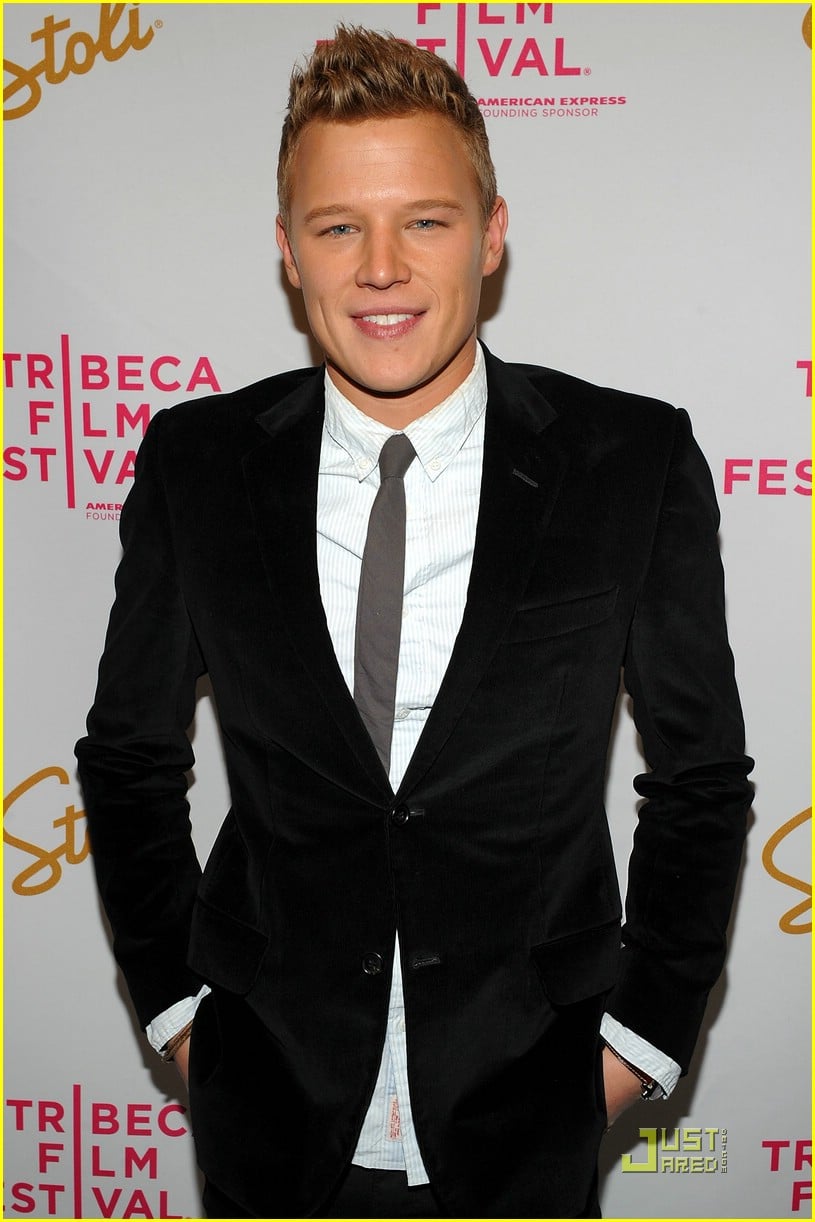 Christopher Egan Premieres 'Juliet' at Tribeca | Photo 368003 - Photo ...