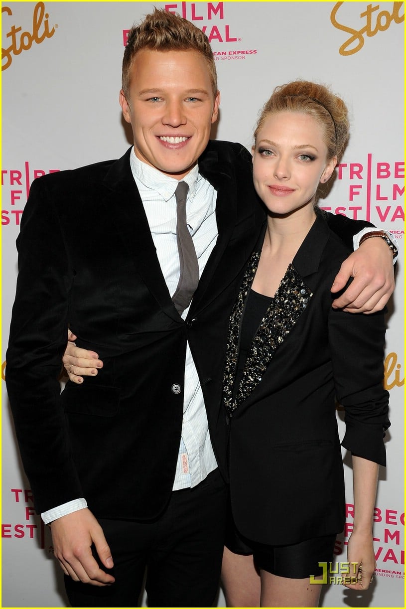 Full Sized Photo of christopher egan juliet nyc 05 | Christopher Egan ...