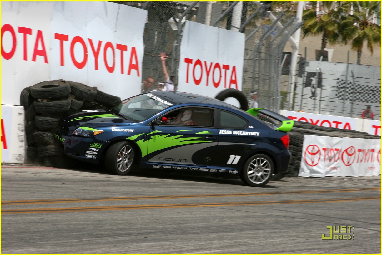 Jesse McCartney Crashes at Toyota Celebrity Grand Prix | Photo 366787 ...