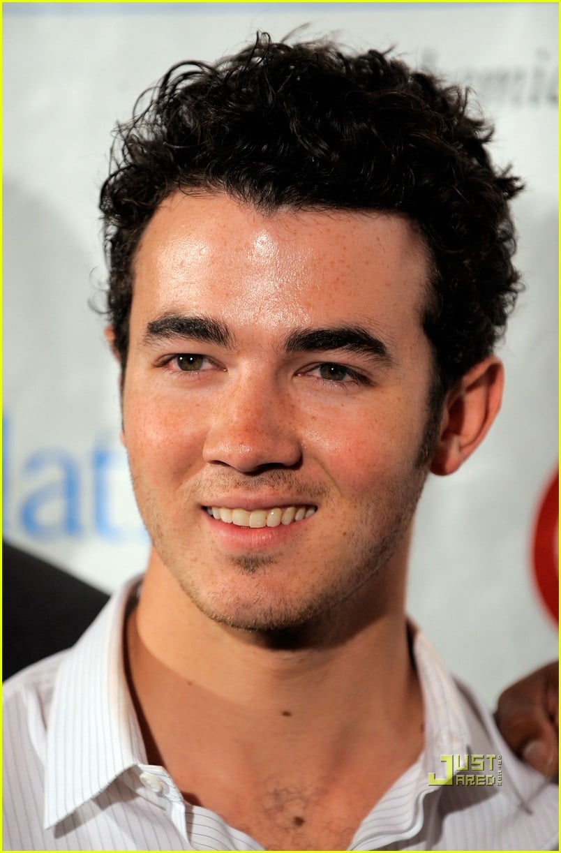 Jonas Brothers: TJ Martell Foundation Family Day! | Photo 366853 ...