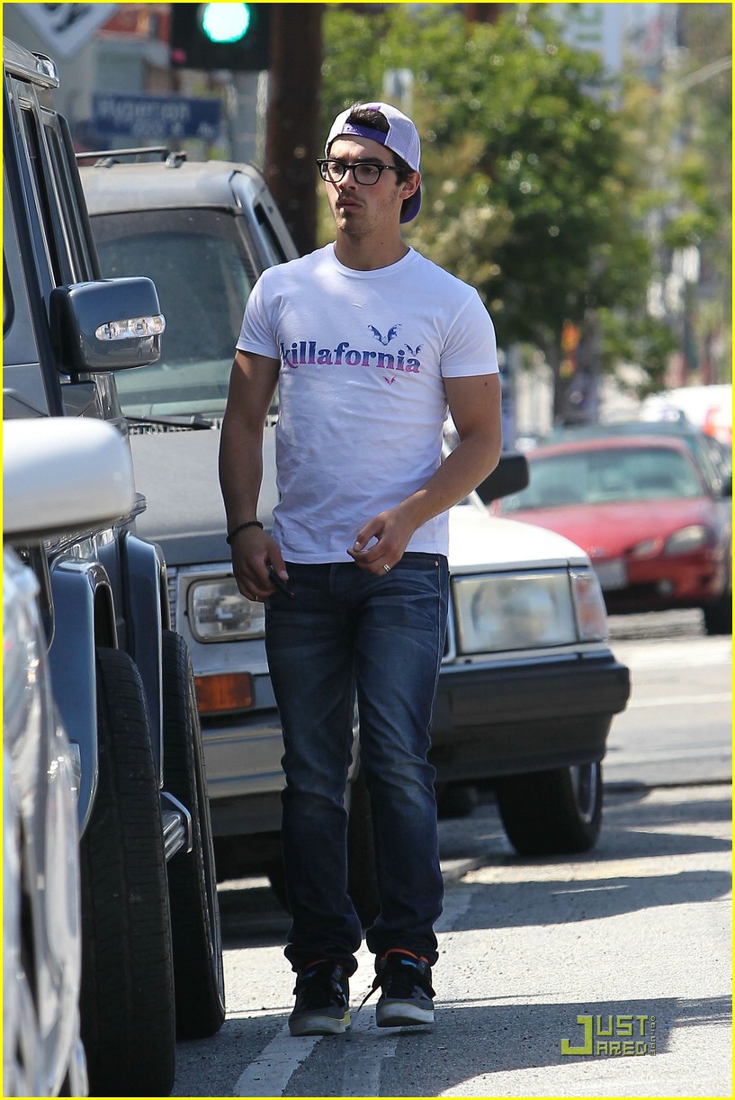 Joe Jonas Is Killafornia Cute Photo 369822 Photo Gallery Just Jared Jr