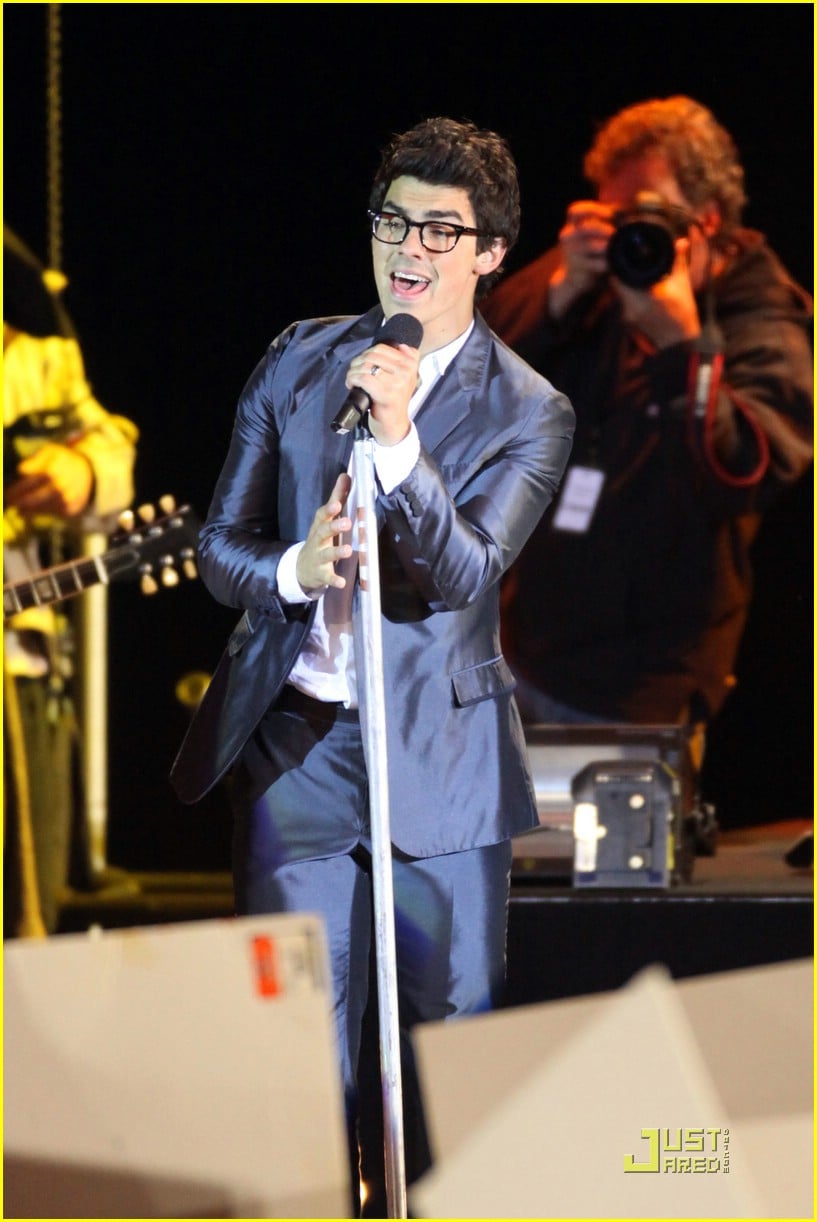 Jonas Brothers: Beach Bash! | Photo 369248 - Photo Gallery | Just Jared Jr.