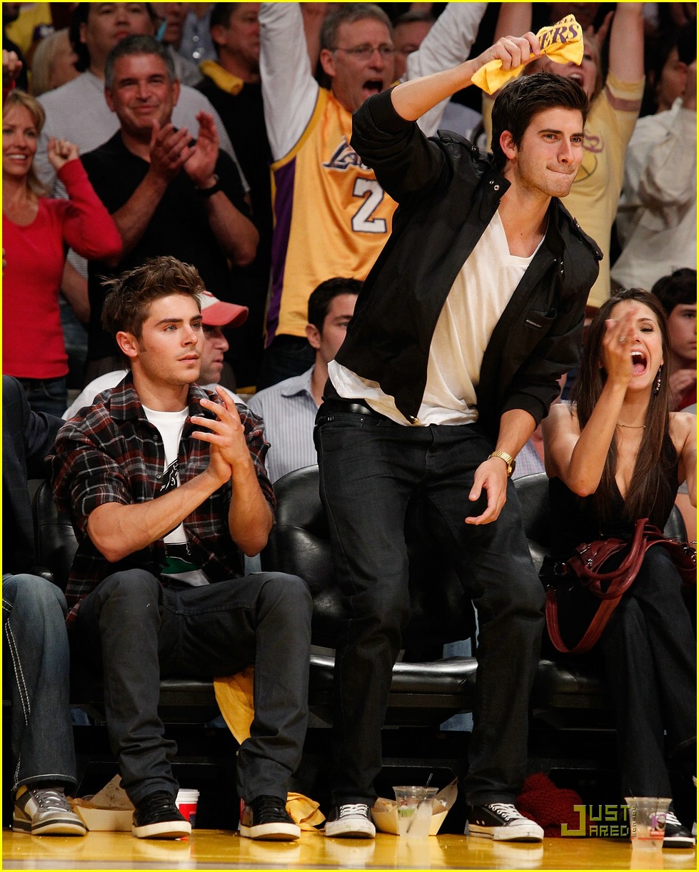 Zac Efron & Ryan Rottman: Lakers Courtside! | Photo 371556 - Photo ...