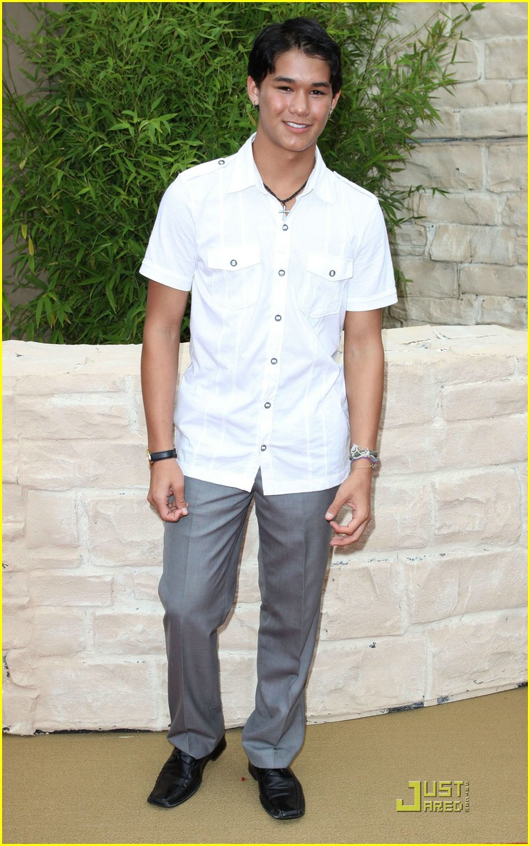Booboo Stewart: Twilight Convention This Weekend! | Photo 373043 - Photo Gallery | Just Jared Jr.
