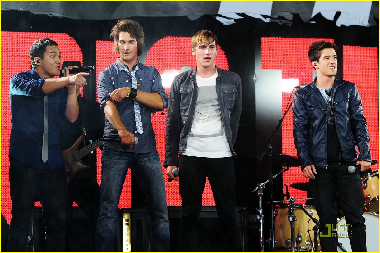 Big Time Rush: New York City Is Ours! | Photo 373198 - Photo Gallery ...