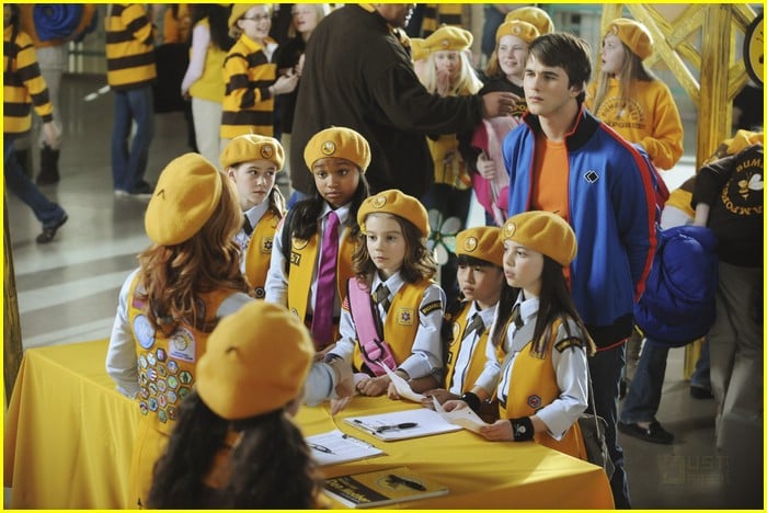 Hutch Dano & Kelsey Chow in Den Brother -- FIRST LOOK! | Photo 373938 ...