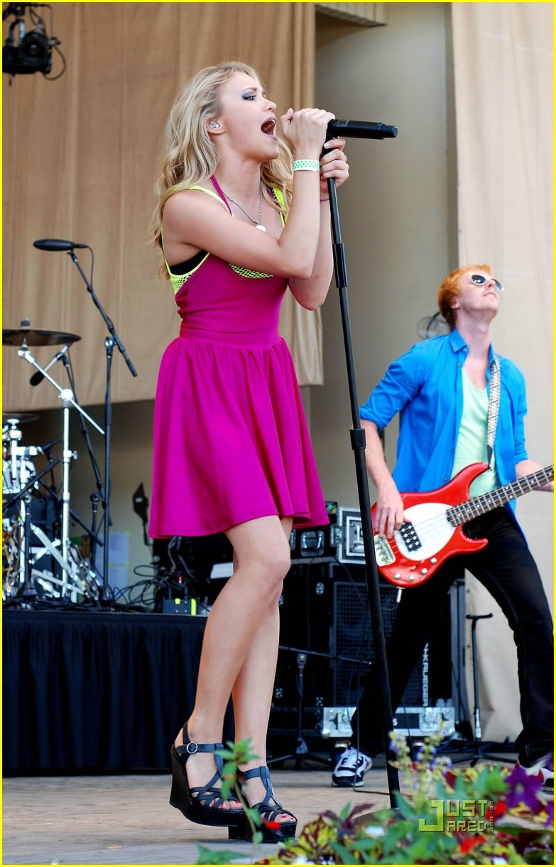 Emily Osment has an Allstar Weekend in Chicago! | Photo 376076 - Photo ...