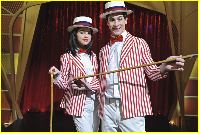 Jennifer Stone: Meet Harper's Parents! | Photo 375434 - Photo Gallery ...