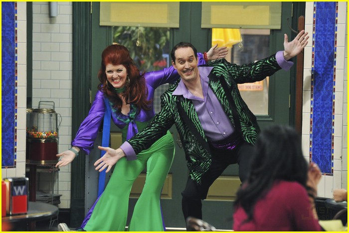 Jennifer Stone: Meet Harper's Parents! | Photo 375438 - Photo Gallery ...