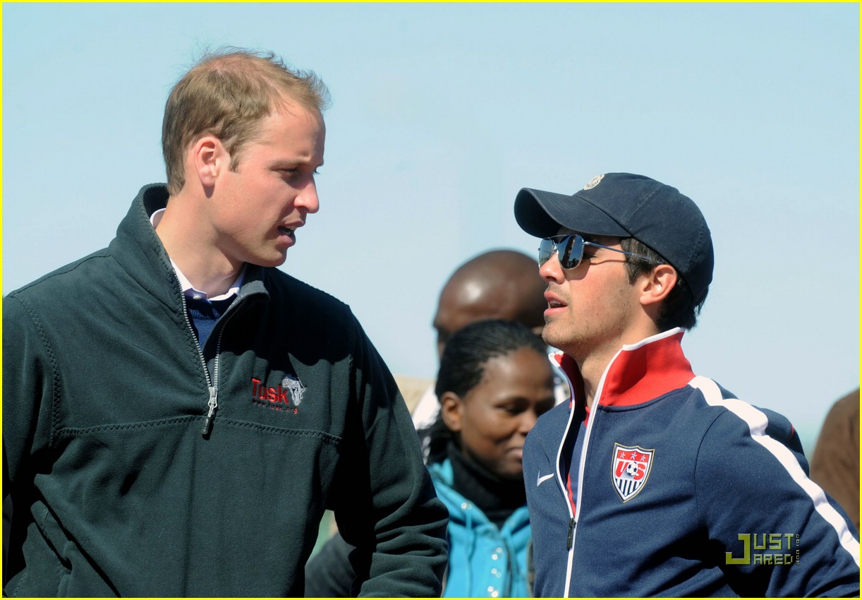 Joe Jonas & Prince William: Botswana Buds | Photo 374029 - Photo ...