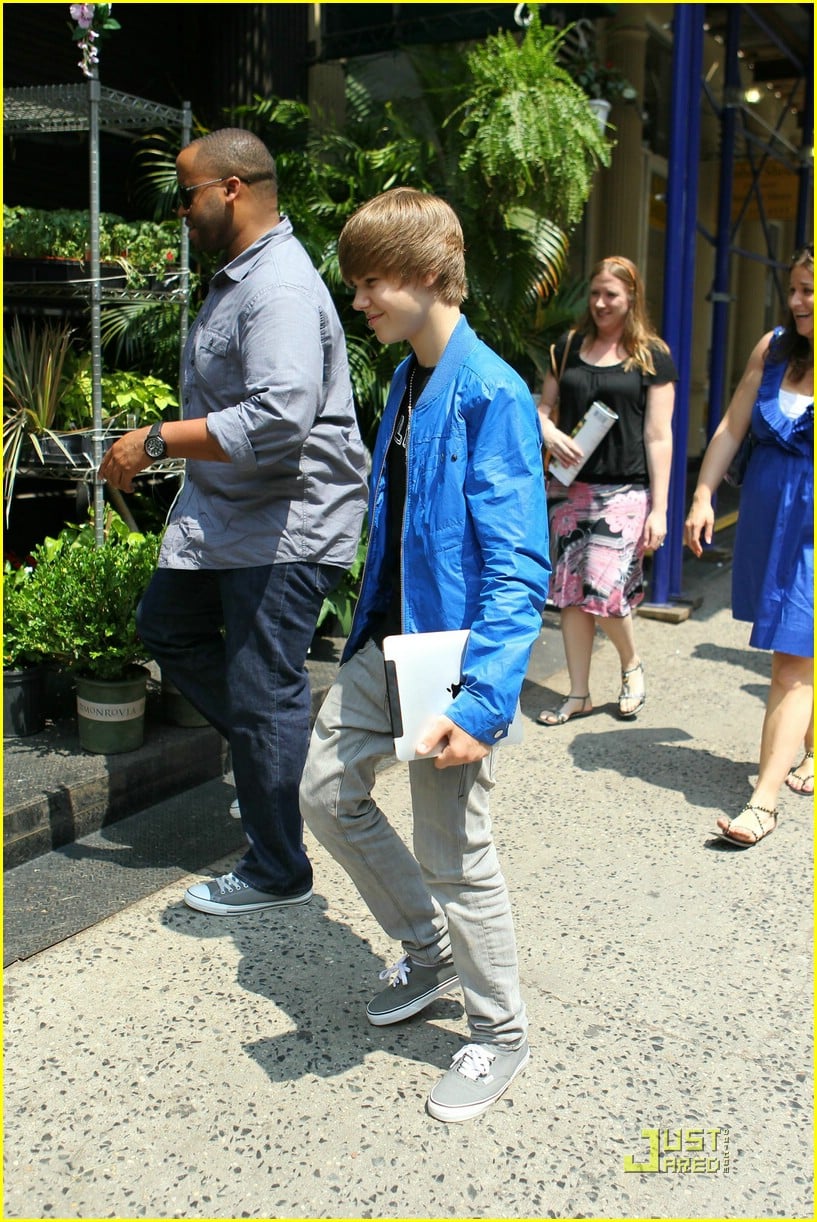 Justin Bieber's Valentine: Lauren Kososki! | Photo 372214 - Photo ...