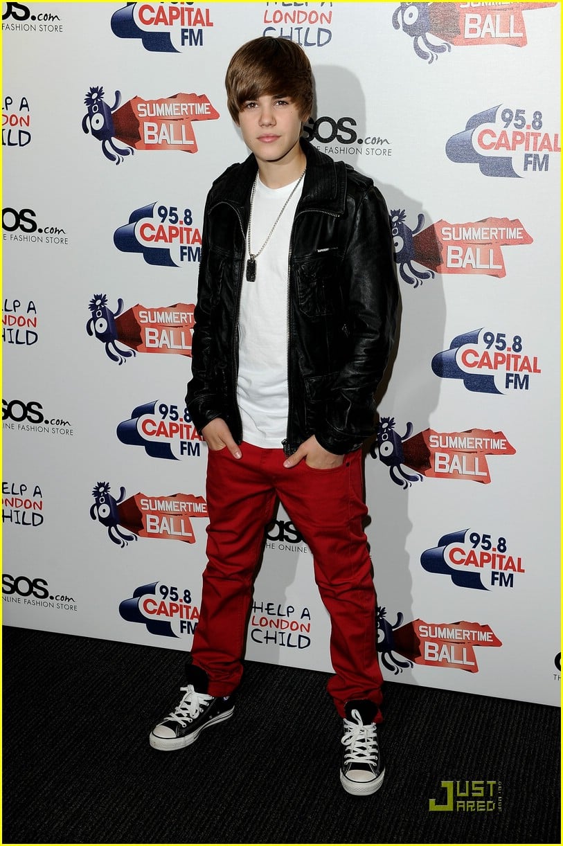 Justin Bieber Performs at Summertime Ball | Photo 372615 - Photo ...
