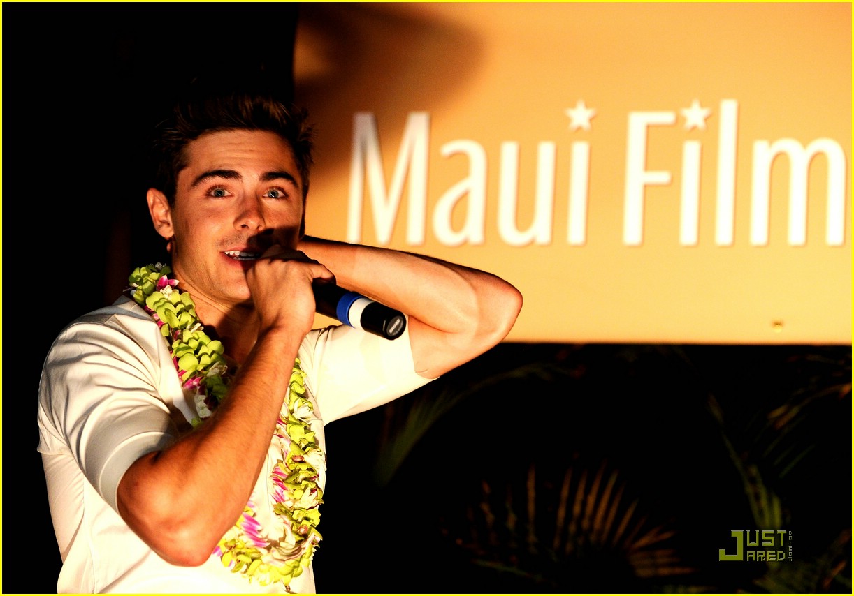 Zac Efron is a Star in Maui | Photo 374079 - Photo Gallery | Just Jared Jr.