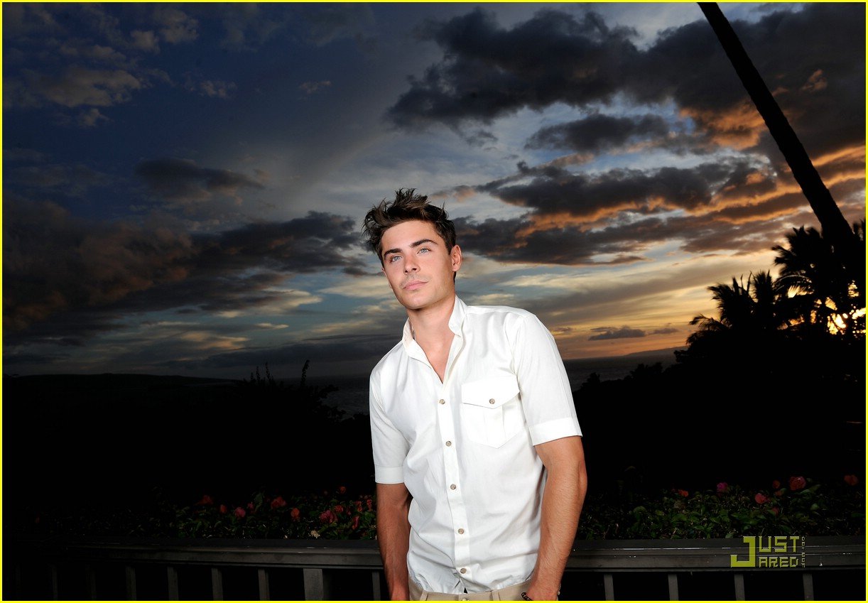Zac Efron is a Star in Maui | Photo 374083 - Photo Gallery | Just Jared Jr.
