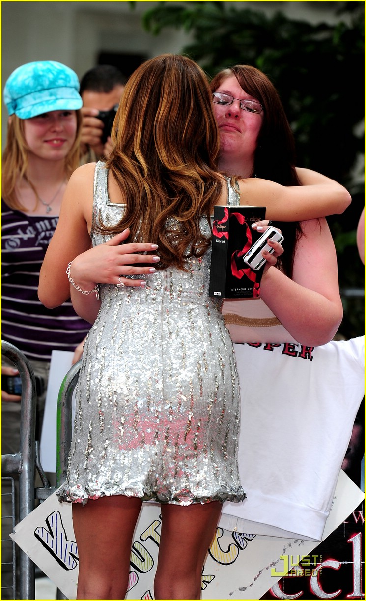 Ashley Greene Stuns in Silver | Photo 376483 - Photo Gallery | Just ...