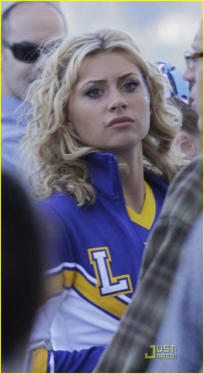 Ashley Tisdale & Aly Michalka: Blue, Gold, White! | Photo 378086 ...
