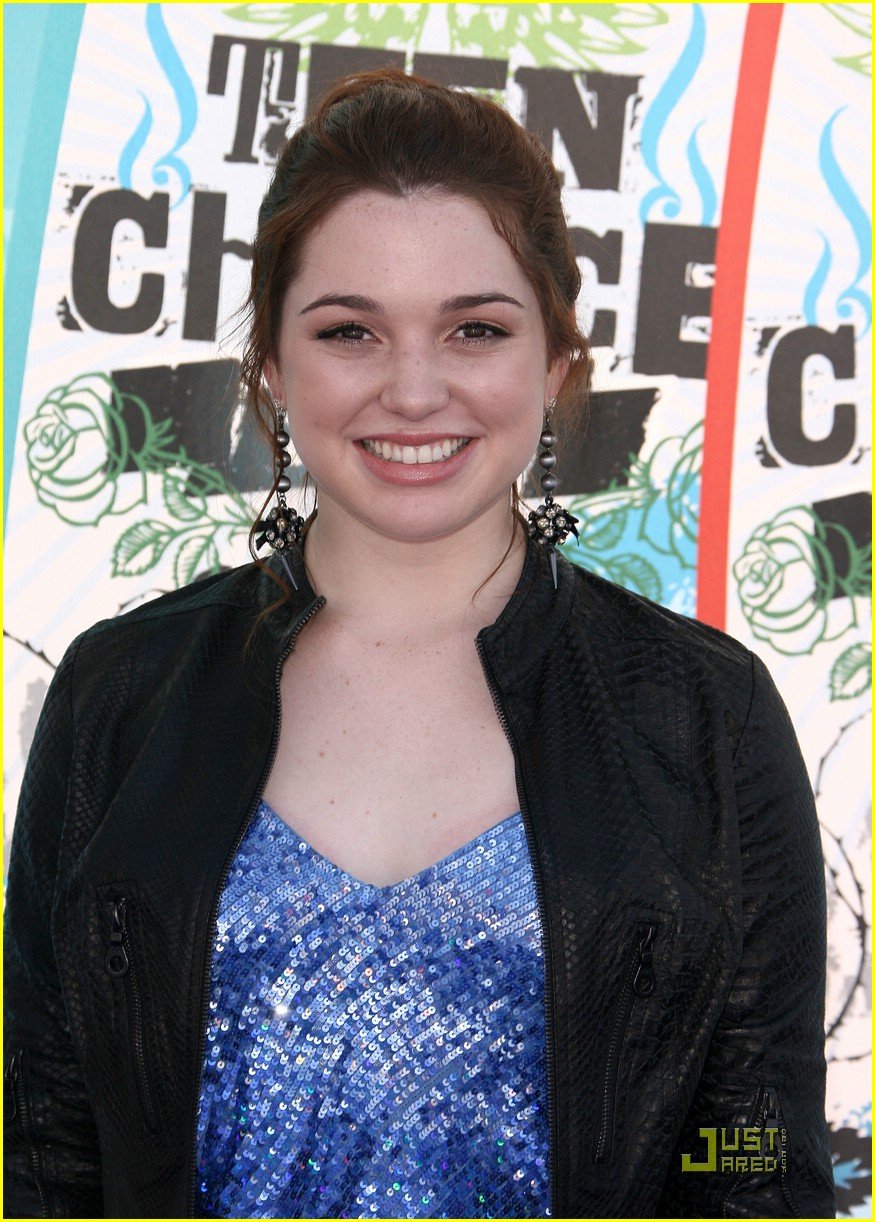 Jennifer Stone: Dream Kiss with Johnny Depp! | Photo 381275 - Photo ...