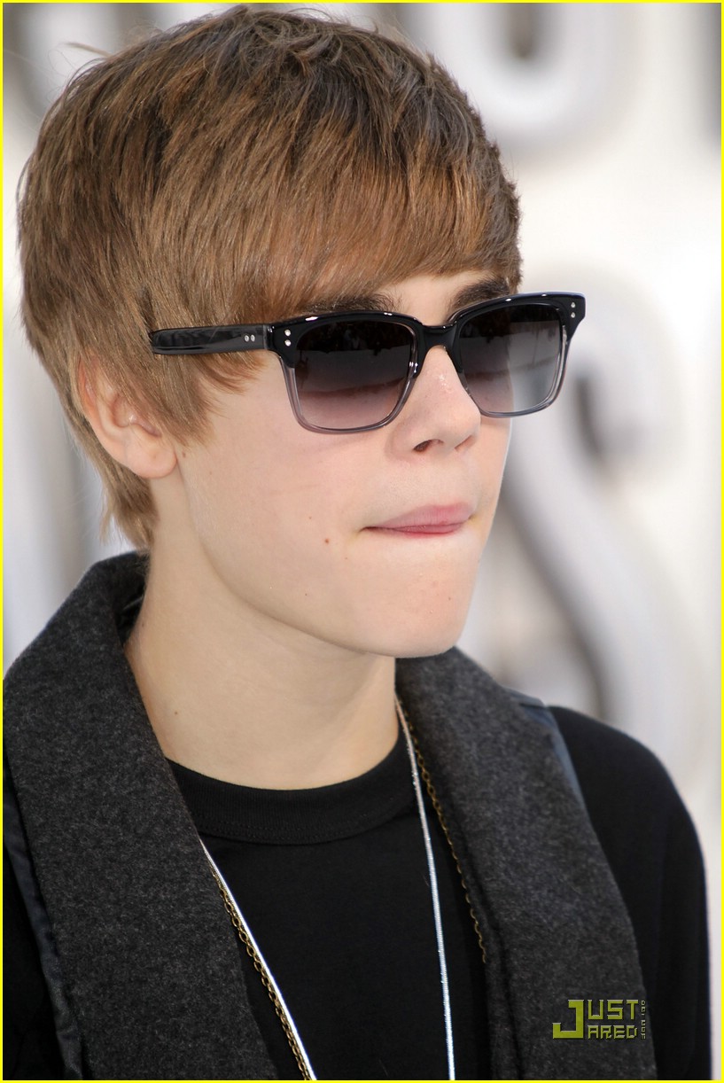 Justin Bieber: MTV VMAs 2010! | Photo 385282 - Photo Gallery | Just ...