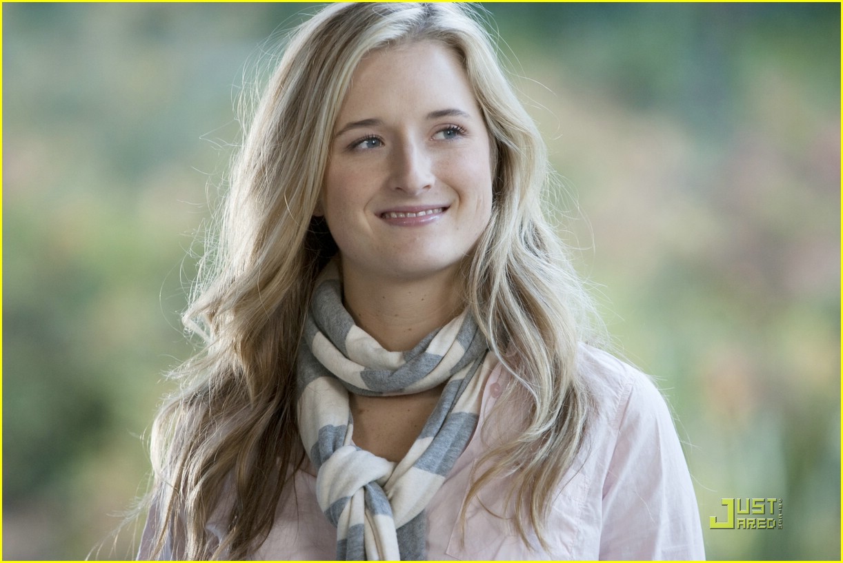 Full Sized Photo of grace ryan gigantic premiere 01 | 'Gigantic ...