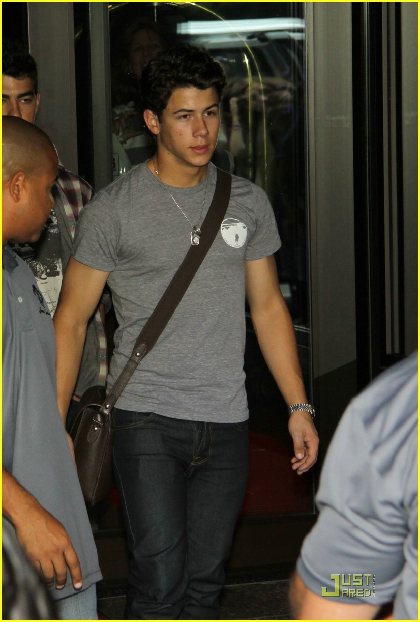 The Jonas Brothers are Montreal Men | Photo 384228 - Photo Gallery ...