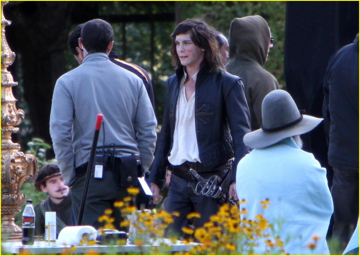 Logan Lerman: The Three Musketeers -- Set Pics! | Photo 386263 - Photo ...